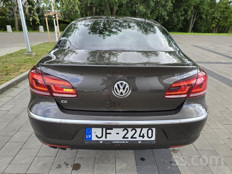 Pelēks Volkswagen CC / Passat CC 2013 Rīga, ar dzinēja tilpumu 2.00 L un nobraukumu 55 tūkst. km par 12300 €, foto 15 vietnē AUTOMOTO.COM.LV