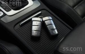 Grey Volkswagen CC / Passat CC 2013 in Jelgava, with an engine capacity of 2.00 L and mileage of 404 thousand km for 7500 €, photo 10 on AUTOMOTO.COM.LV