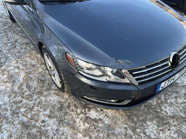 Pelēks Volkswagen CC / Passat CC 2014 Kauņa, ar dzinēja tilpumu 1.99 L un nobraukumu 135 tūkst. km par 5400 €, foto 6 vietnē AUTOMOTO.COM.LV