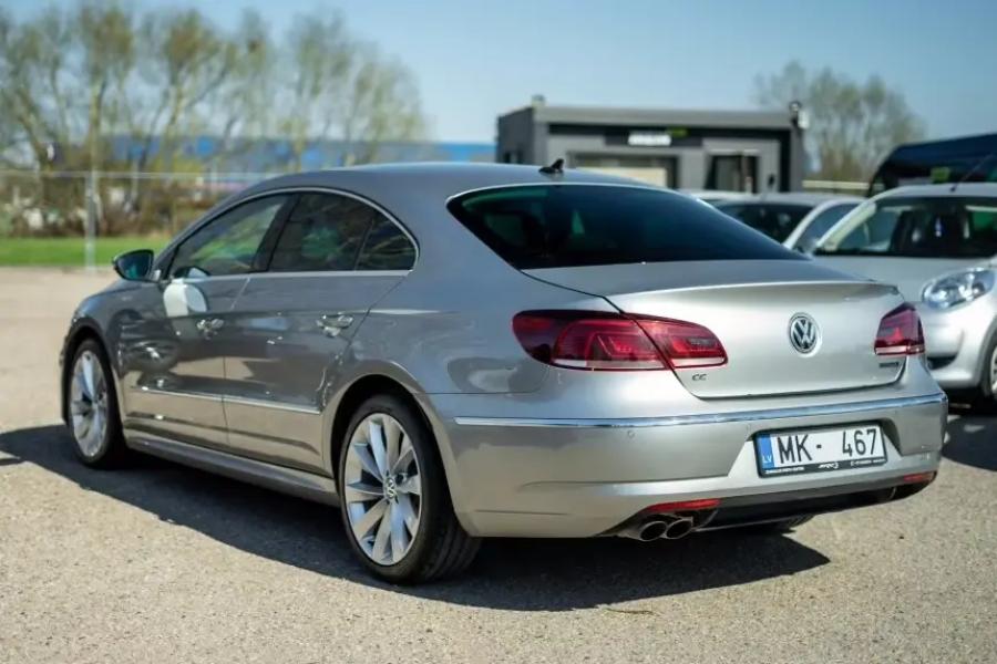 Grey Volkswagen CC / Passat CC 2014 in Liepaja, with an engine capacity of 2.00 L and mileage of 269 thousand km for 12800 €, photo 3 on AUTOMOTO.COM.LV