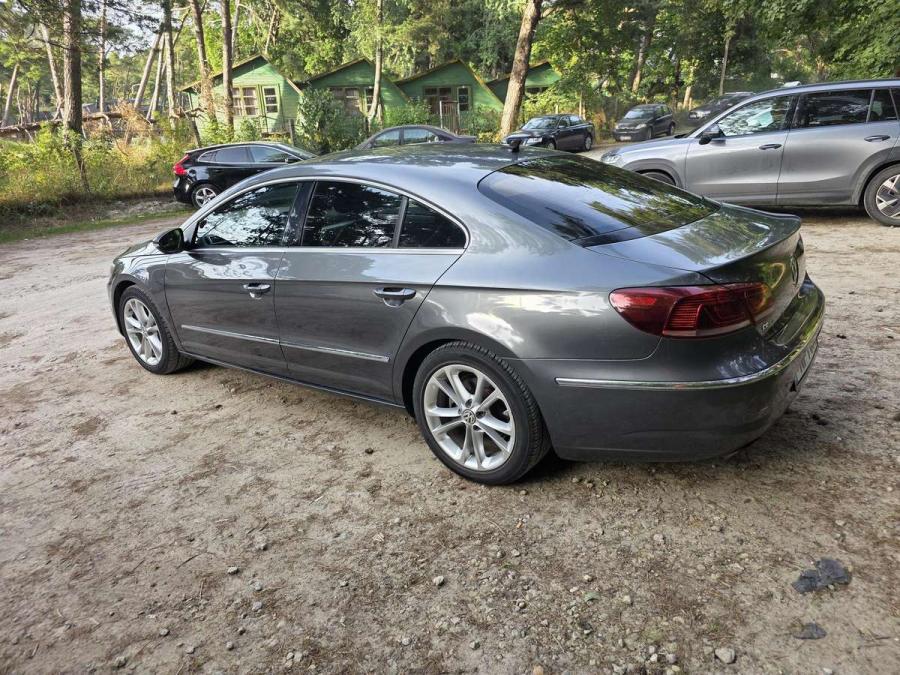 Серый Фольксваген CC / Passat CC 2016 в Клайпеда, объемом двигателя 2.00 л и пробегом 135 тыс. км за 8000 €, фото 3 на AUTOMOTO.COM.LV