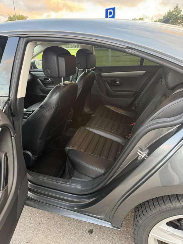 Volkswagen CC / Passat CC 2016 Palanga vietnē Pelēks Volkswagen CC / Passat CC 2016 Palanga, ar dzinēja tilpumu 1.98 L un nobraukumu 173 tūkst. km par 6600 €, foto 11 vietnē AUTOMOTO.COM.LV