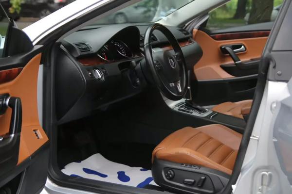Фольксваген CC / Passat CC 2010 в Рига, объемом двигателя 2.00 л и пробегом 235 тыс. км за 5990 €, фото 8 на AUTOMOTO.COM.LV