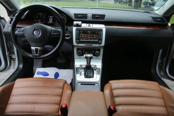 Фольксваген CC / Passat CC 2010 в Рига, объемом двигателя 2.00 л и пробегом 235 тыс. км за 5990 €, фото 9 на AUTOMOTO.COM.LV