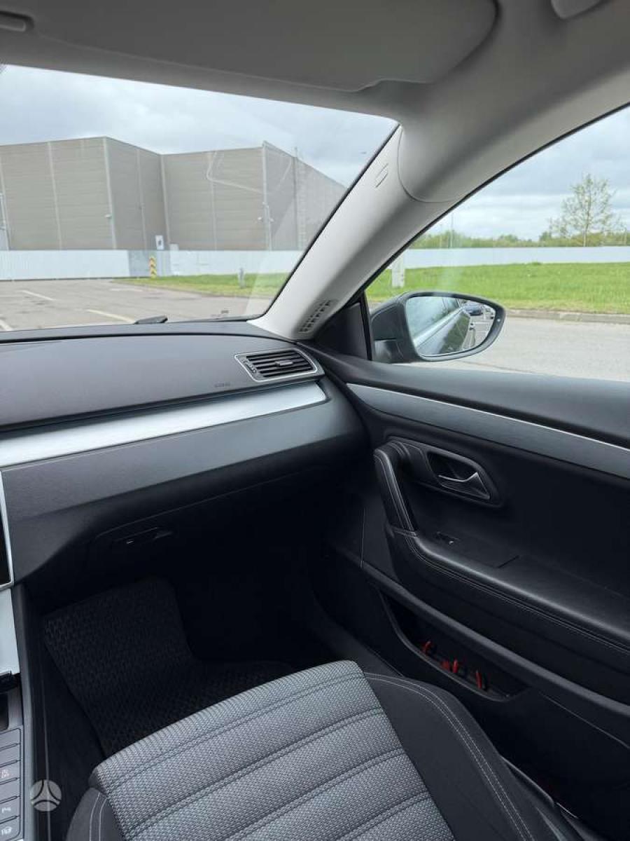 Volkswagen CC / Passat CC 2012 Kauņa, ar dzinēja tilpumu 2.00 L un nobraukumu 360 tūkst. km par 9000 €, foto 18 vietnē AUTOMOTO.COM.LV
