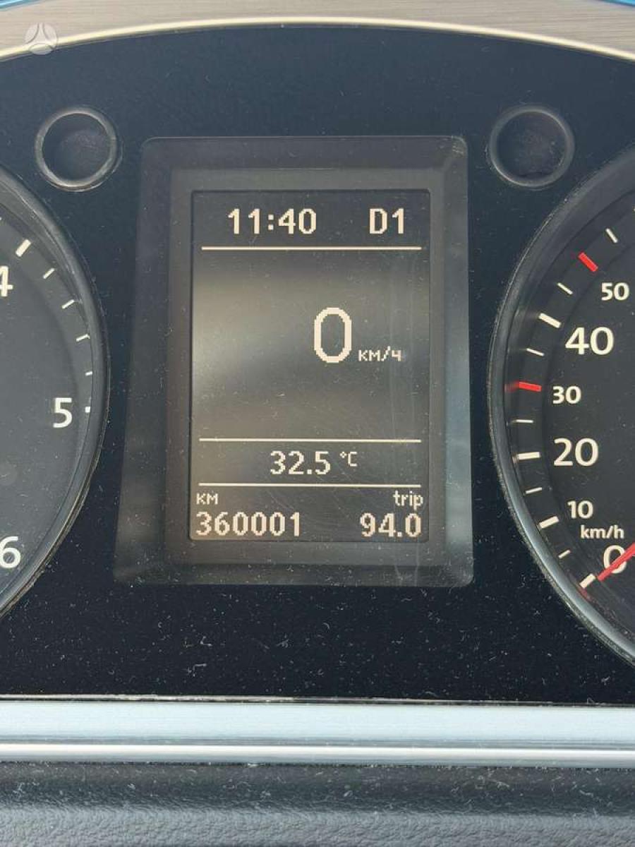 Volkswagen CC / Passat CC 2012 Kauņa, ar dzinēja tilpumu 2.00 L un nobraukumu 360 tūkst. km par 9000 €, foto 27 vietnē AUTOMOTO.COM.LV