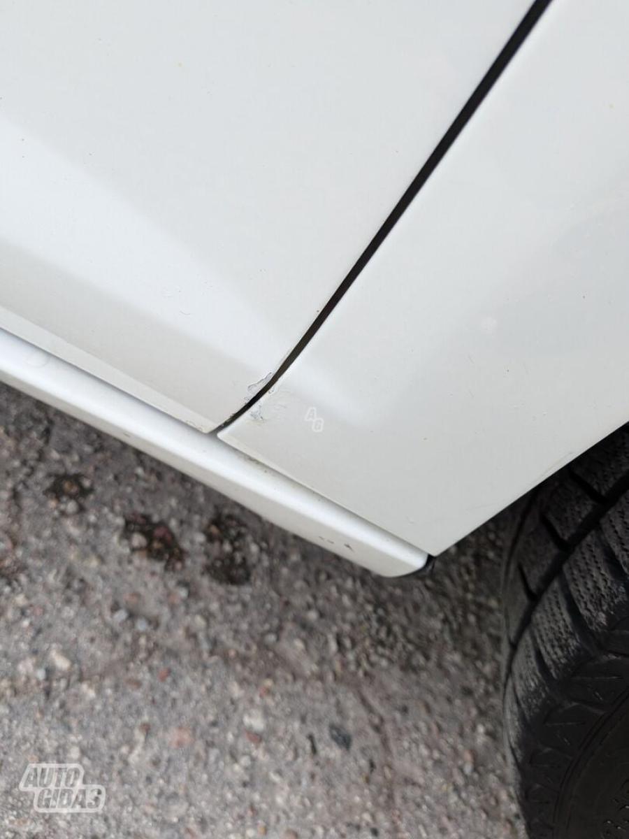 Volkswagen CC / Passat CC 2013 Šauļi, ar dzinēja tilpumu 2.00 L un nobraukumu 265 tūkst. km par 5850 €, foto 15 vietnē AUTOMOTO.COM.LV