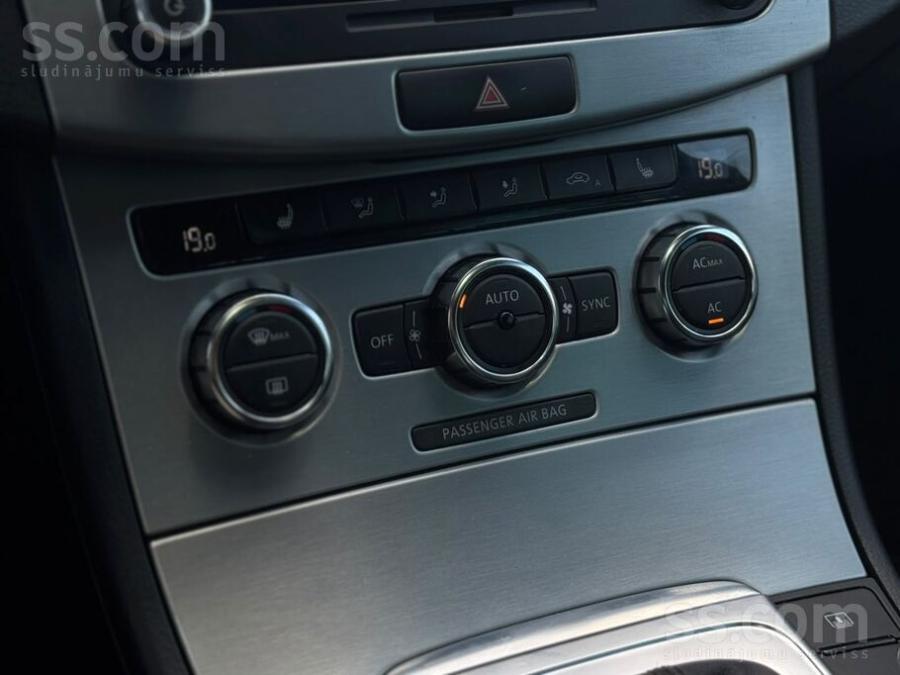 Volkswagen CC / Passat CC 2013 in Riga, with an engine capacity of 2.00 L and mileage of 404 thousand km for 7600 €, photo 14 on AUTOMOTO.COM.LV