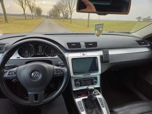 White Volkswagen CC / Passat CC 2010 in Radviliskis, with an engine capacity of 2.00 L and mileage of 361 thousand km for 3900 €, photo 6 on AUTOMOTO.COM.LV