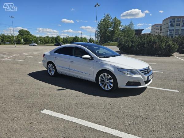 White Volkswagen CC / Passat CC 2011 in Siauliai, with an engine capacity of 2.00 L and mileage of 209 thousand km for 5100 €, photo 2 on AUTOMOTO.COM.LV