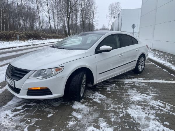White Volkswagen CC / Passat CC 2011 in Kaunas, with an engine capacity of 2.00 L and mileage of 209 thousand km for 3000 €, photo 1 on AUTOMOTO.COM.LV