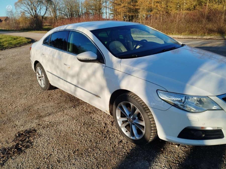 Balts Volkswagen CC / Passat CC 2011 Šauļi, ar dzinēja tilpumu 1.97 L un nobraukumu 369 tūkst. km par 2900 €, foto 4 vietnē AUTOMOTO.COM.LV