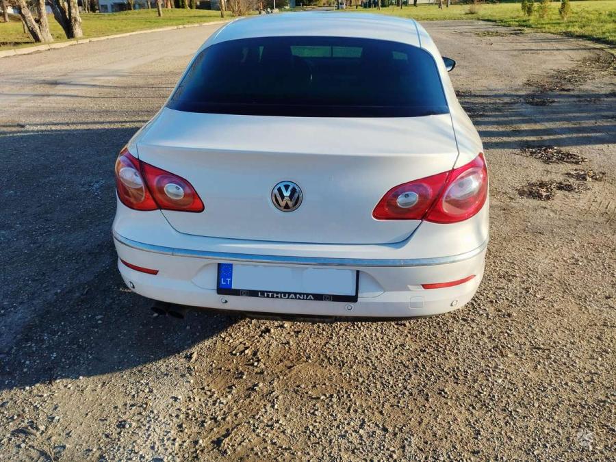 Balts Volkswagen CC / Passat CC 2011 Šauļi, ar dzinēja tilpumu 1.97 L un nobraukumu 369 tūkst. km par 2900 €, foto 6 vietnē AUTOMOTO.COM.LV