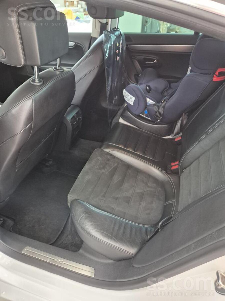 White Volkswagen CC / Passat CC 2012 in Riga, with an engine capacity of 2.00 L and mileage of 337 thousand km for 7400 €, photo 15 on AUTOMOTO.COM.LV