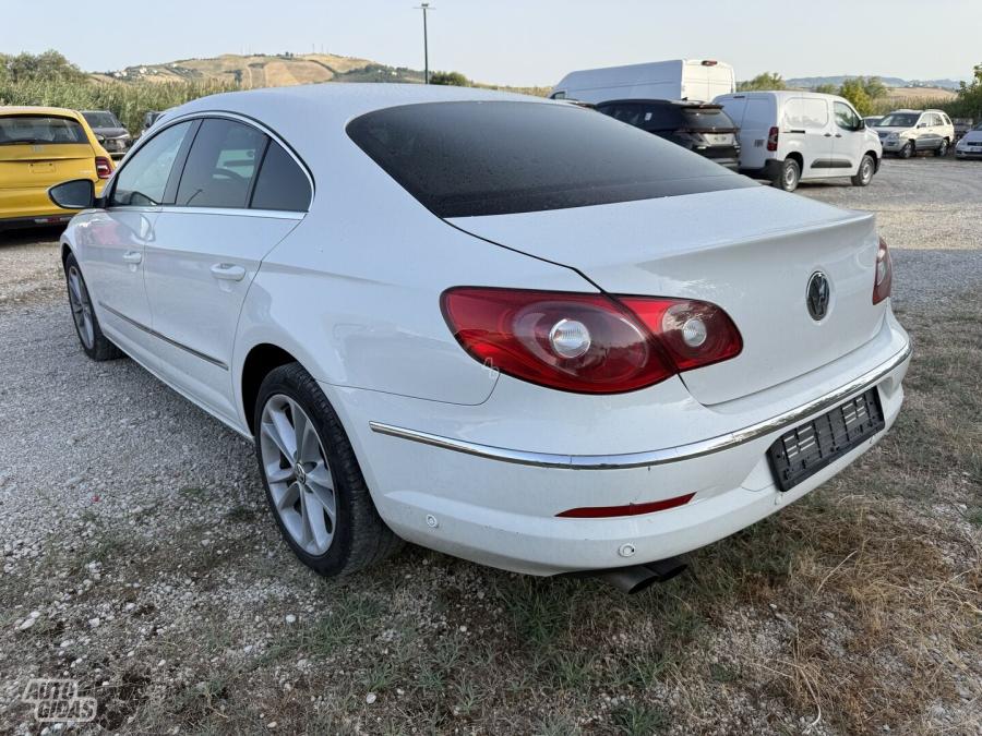 Белый Фольксваген CC / Passat CC 2012 в Утена, объемом двигателя 2.00 л и пробегом 313 тыс. км за 3950 €, фото 4 на AUTOMOTO.COM.LV