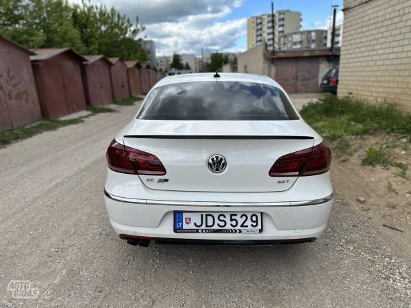 Белый Фольксваген CC / Passat CC 2013 в Укмерге, объемом двигателя 2.00 л и пробегом 366 тыс. км за 2300 €, фото 4 на AUTOMOTO.COM.LV