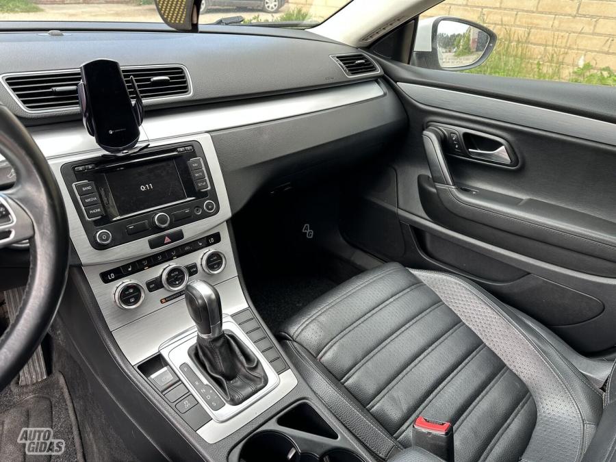 Balts Volkswagen CC / Passat CC 2013 Ukmergė, ar dzinēja tilpumu 2.00 L un nobraukumu 366 tūkst. km par 2300 €, foto 12 vietnē AUTOMOTO.COM.LV