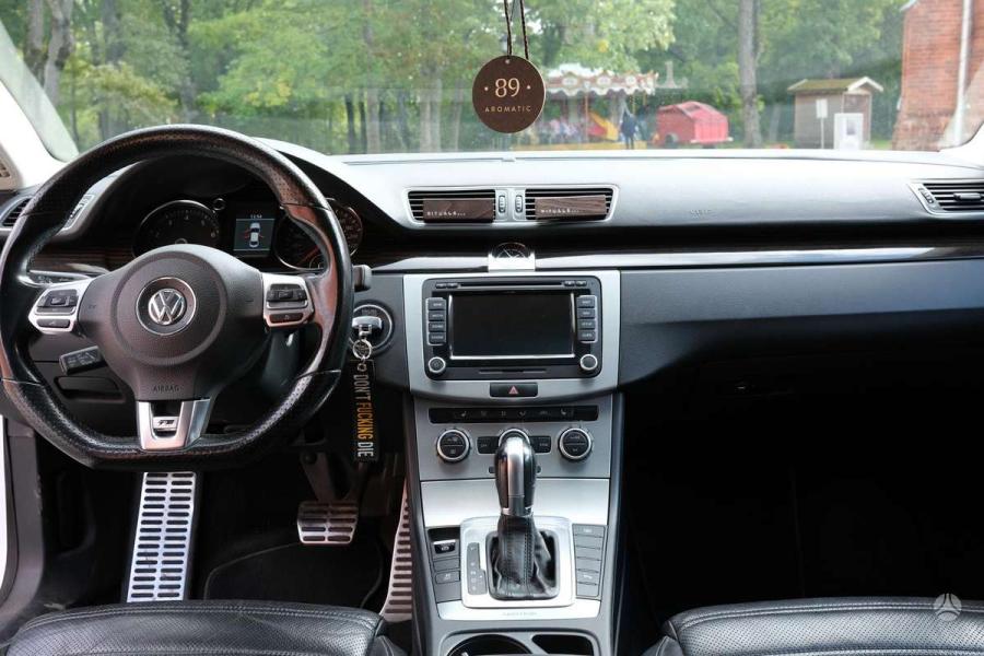 Белый Фольксваген CC / Passat CC 2013 в Каунас, объемом двигателя 3.60 л и пробегом 157 тыс. км за 9300 €, фото 8 на AUTOMOTO.COM.LV