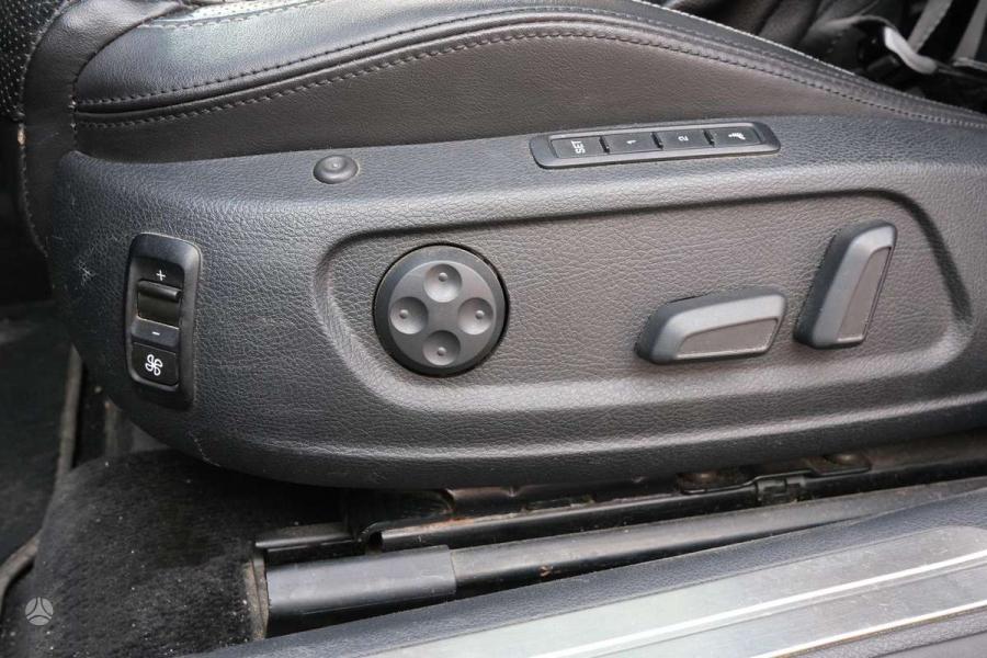 Белый Фольксваген CC / Passat CC 2013 в Каунас, объемом двигателя 3.60 л и пробегом 157 тыс. км за 9300 €, фото 12 на AUTOMOTO.COM.LV