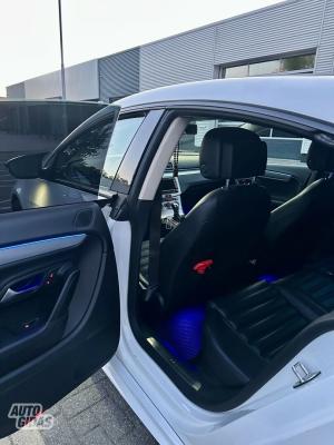 White Volkswagen CC / Passat CC 2015 in Kaunas, with an engine capacity of 2.00 L and mileage of 125 thousand km for 6700 €, photo 14 on AUTOMOTO.COM.LV