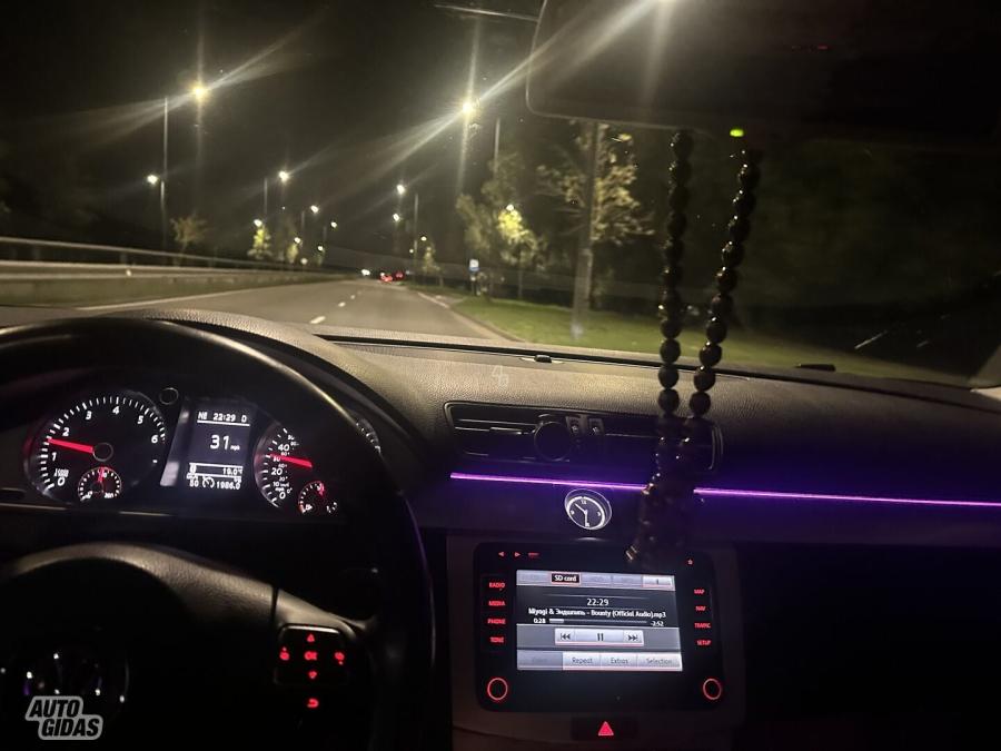 White Volkswagen CC / Passat CC 2015 in Kaunas, with an engine capacity of 2.00 L and mileage of 125 thousand km for 6700 €, photo 15 on AUTOMOTO.COM.LV