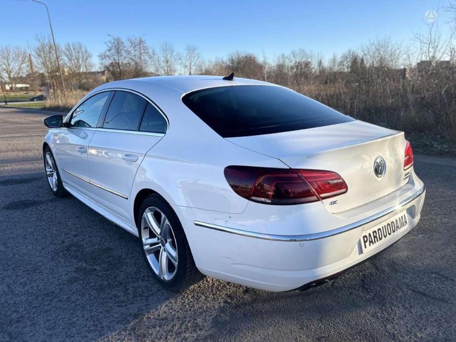 White Volkswagen CC / Passat CC 2016 in Panevezys, with an engine capacity of 1.97 L and mileage of 275 thousand km for 10000 €, photo 7 on AUTOMOTO.COM.LV