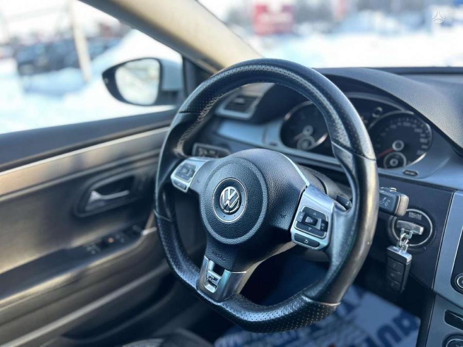Balts Volkswagen CC / Passat CC 2016 Panevēža, ar dzinēja tilpumu 1.97 L un nobraukumu 275 tūkst. km par 9600 €, foto 15 vietnē AUTOMOTO.COM.LV