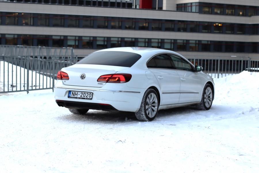 White Volkswagen CC / Passat CC 2015 in Riga, with an engine capacity of 1.40 L and mileage of 144 thousand km for 8980 €, photo 2 on AUTOMOTO.COM.LV