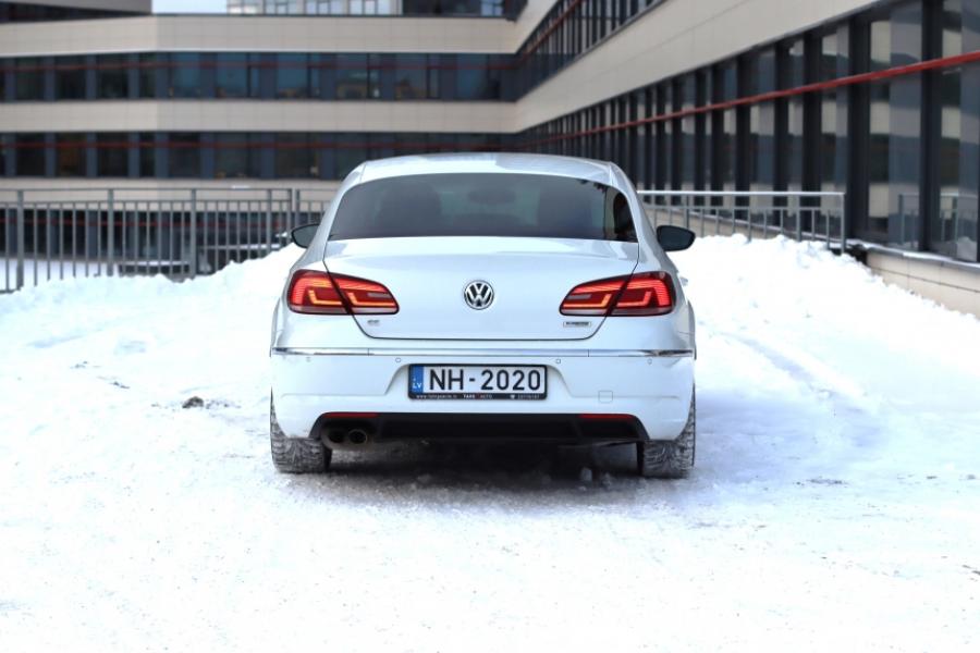 White Volkswagen CC / Passat CC 2015 in Riga, with an engine capacity of 1.40 L and mileage of 144 thousand km for 8980 €, photo 16 on AUTOMOTO.COM.LV
