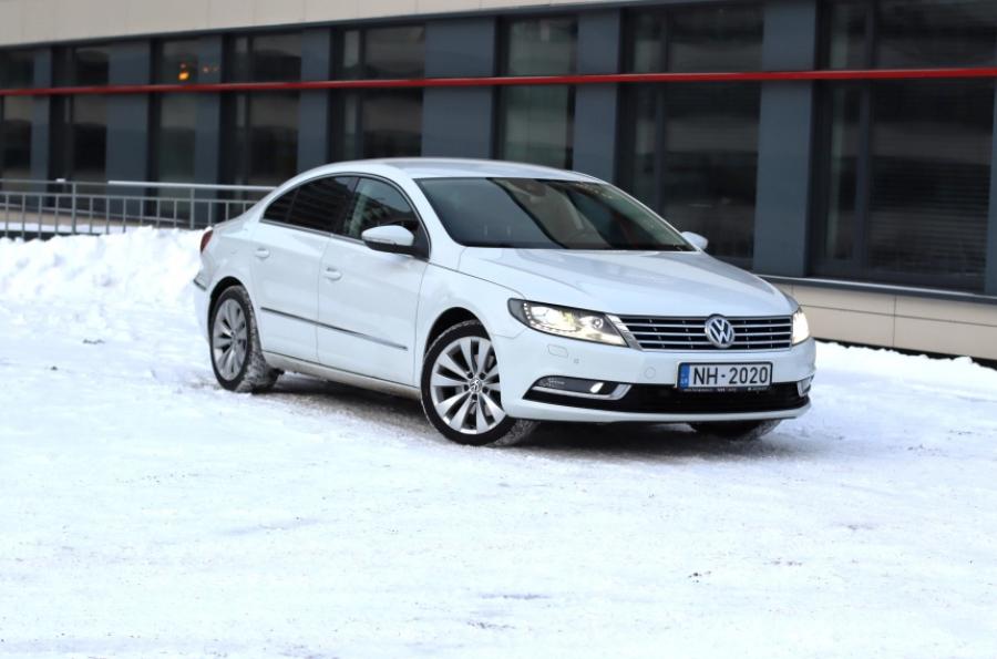 White Volkswagen CC / Passat CC 2015 in Riga, with an engine capacity of 1.40 L and mileage of 144 thousand km for 8680 €, photo 1 on AUTOMOTO.COM.LV