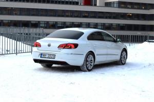 White Volkswagen CC / Passat CC 2015 in Riga, with an engine capacity of 1.40 L and mileage of 144 thousand km for 8680 €, photo 3 on AUTOMOTO.COM.LV