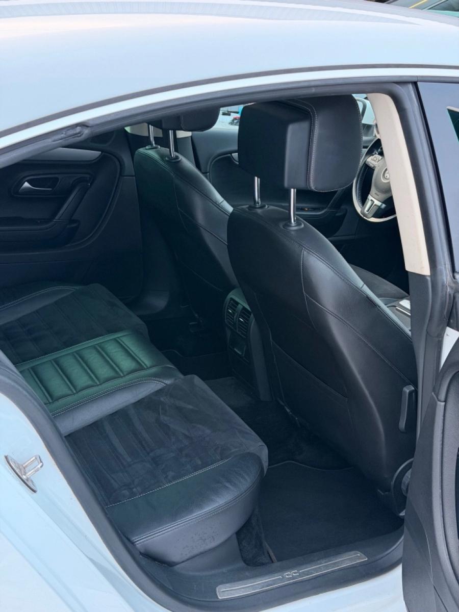 White Volkswagen CC / Passat CC 2015 in Riga, with an engine capacity of 1.40 L and mileage of 144 thousand km for 8680 €, photo 15 on AUTOMOTO.COM.LV