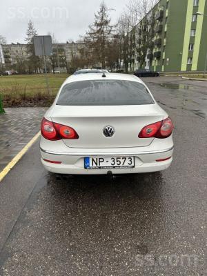 White Volkswagen CC / Passat CC 2008 in Riga, with an engine capacity of 2.00 L and mileage of 405 thousand km for 5800 €, photo 3 on AUTOMOTO.COM.LV