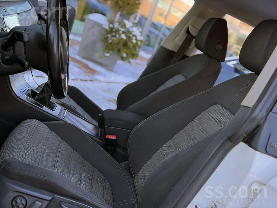 Белый Фольксваген CC / Passat CC 2008 в Рига, объемом двигателя 1.80 л и пробегом 267 тыс. км за 2950 €, фото 11 на AUTOMOTO.COM.LV