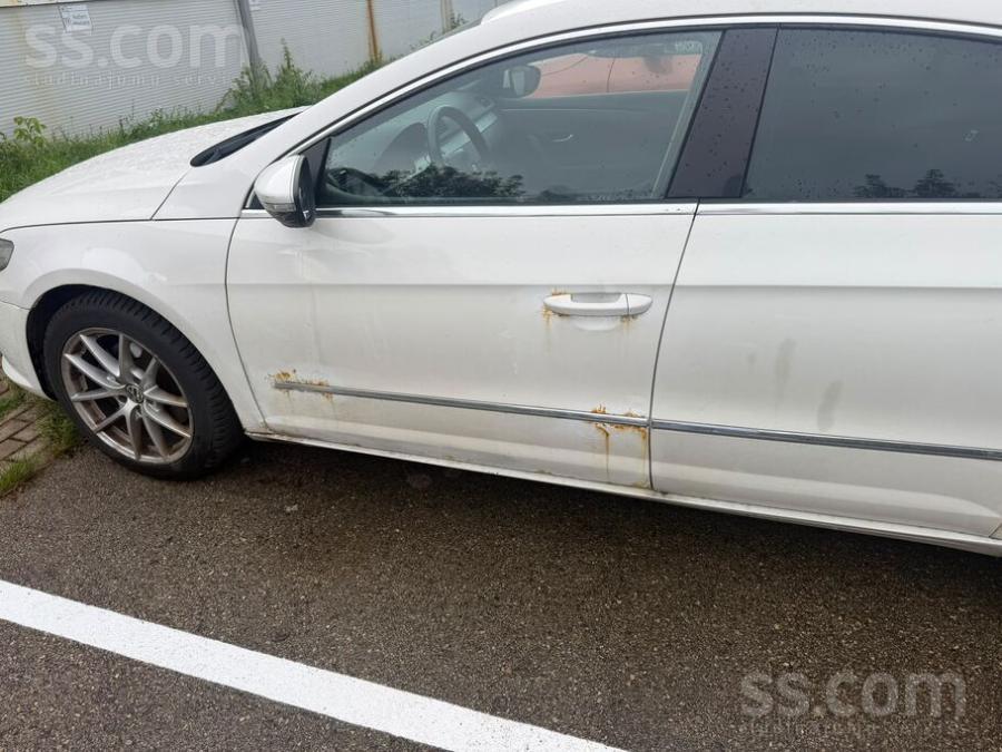 Белый Фольксваген CC / Passat CC 2008 в Рига, объемом двигателя 1.80 л и пробегом 270 тыс. км за 2200 €, фото 3 на AUTOMOTO.COM.LV
