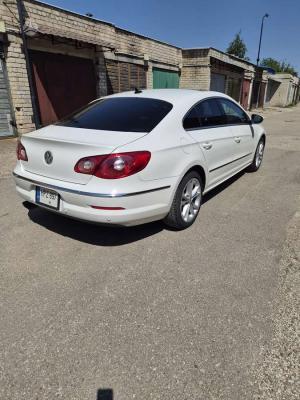 White Volkswagen CC / Passat CC 2009 in Kaunas, with an engine capacity of 2.00 L and mileage of 194 thousand km for 2900 €, photo 6 on AUTOMOTO.COM.LV