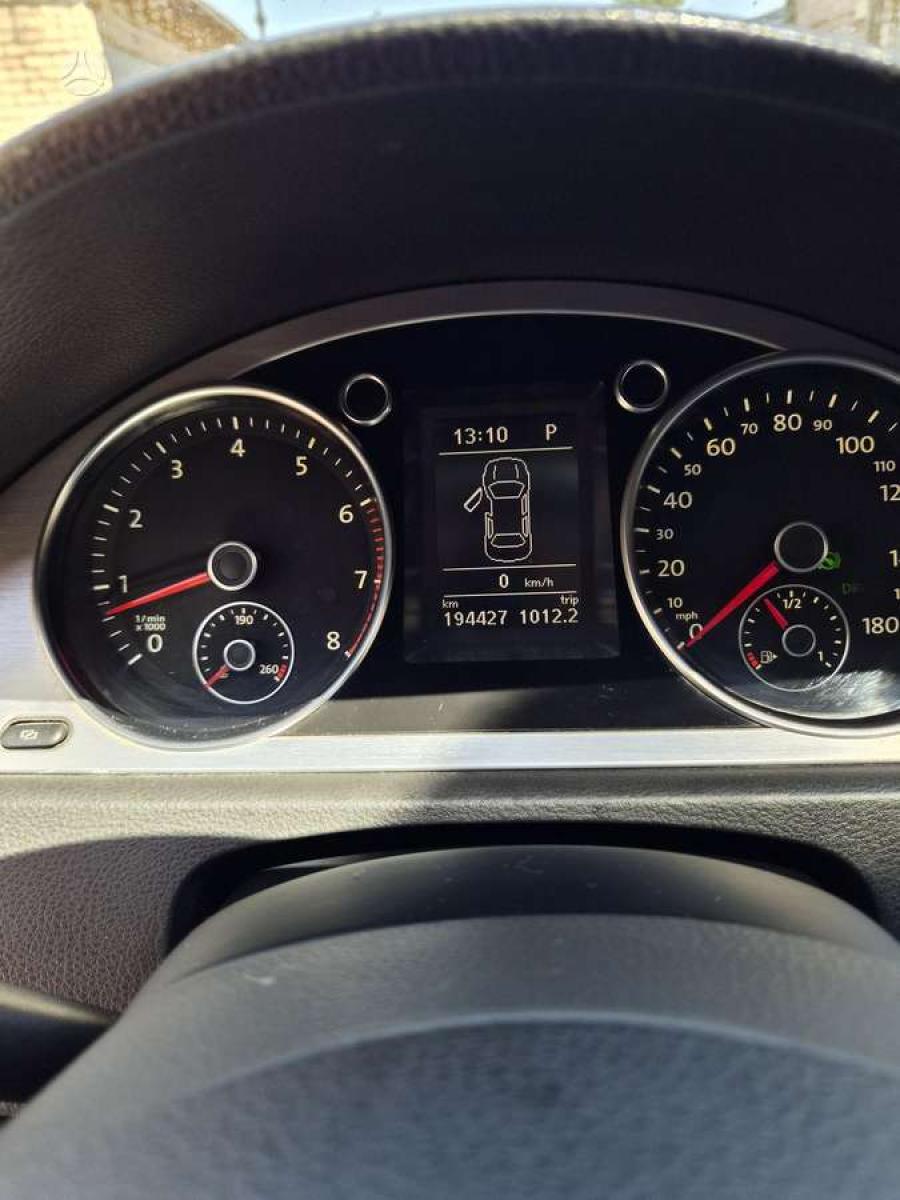 White Volkswagen CC / Passat CC 2009 in Kaunas, with an engine capacity of 2.00 L and mileage of 194 thousand km for 2900 €, photo 12 on AUTOMOTO.COM.LV
