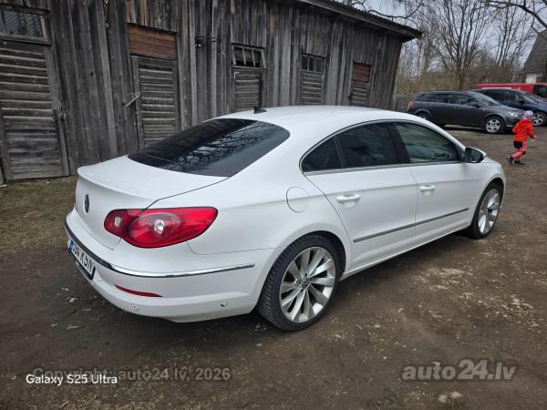 Белый Фольксваген CC / Passat CC 2010 в Тапа, объемом двигателя 1.80 л и пробегом 300 тыс. км за 4999 €, фото 2 на AUTOMOTO.COM.LV
