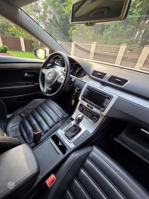 Balts Volkswagen CC / Passat CC 2011 Viļņa, ar dzinēja tilpumu 1.97 L un nobraukumu 289 tūkst. km par 4300 €, foto 16 vietnē AUTOMOTO.COM.LV