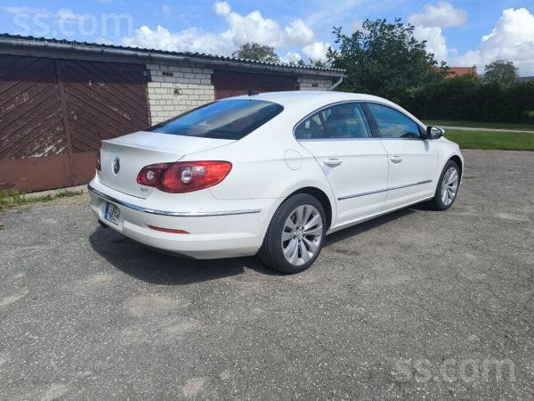 White Volkswagen CC / Passat CC 2012 in Talsi, with an engine capacity of 2.00 L and mileage of 144 thousand km for 3290 €, photo 3 on AUTOMOTO.COM.LV