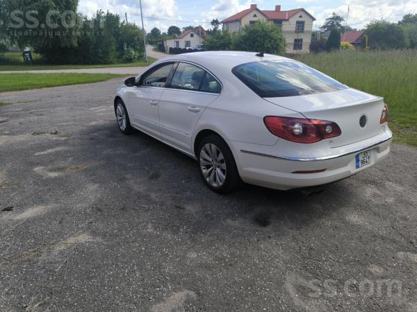 White Volkswagen CC / Passat CC 2012 in Talsi, with an engine capacity of 2.00 L and mileage of 144 thousand km for 3290 €, photo 4 on AUTOMOTO.COM.LV