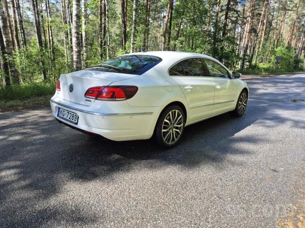 White Volkswagen CC / Passat CC 2012 in Riga, with an engine capacity of 2.00 L and mileage of 337 thousand km for 6800 €, photo 7 on AUTOMOTO.COM.LV