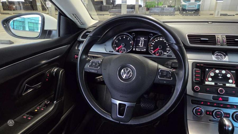 White Volkswagen CC / Passat CC 2012 in Kaunas, with an engine capacity of 1.39 L and mileage of 299 thousand km for 5200 €, photo 11 on AUTOMOTO.COM.LV