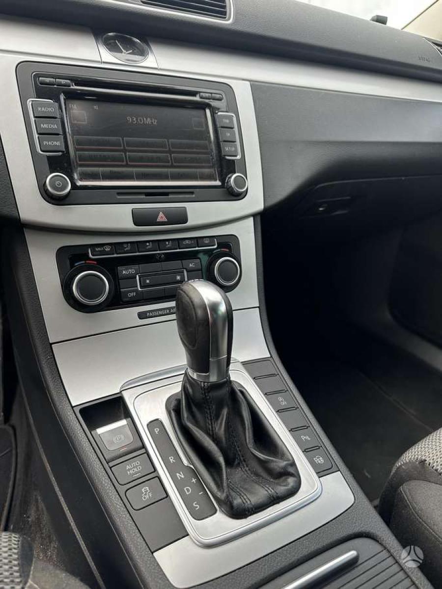 Balts Volkswagen CC / Passat CC 2012 Utena, ar dzinēja tilpumu 1.97 L un nobraukumu 313 tūkst. km par 3950 €, foto 14 vietnē AUTOMOTO.COM.LV