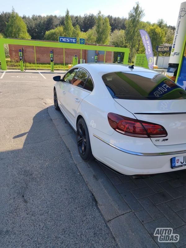 Белый Фольксваген CC / Passat CC 2013 в Вильнюс, объемом двигателя 2.00 л и пробегом 366 тыс. км за 4300 €, фото 3 на AUTOMOTO.COM.LV