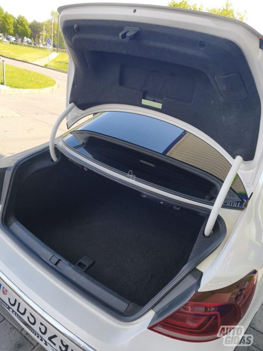 Balts Volkswagen CC / Passat CC 2013 Viļņa, ar dzinēja tilpumu 2.00 L un nobraukumu 366 tūkst. km par 2500 €, foto 10 vietnē AUTOMOTO.COM.LV
