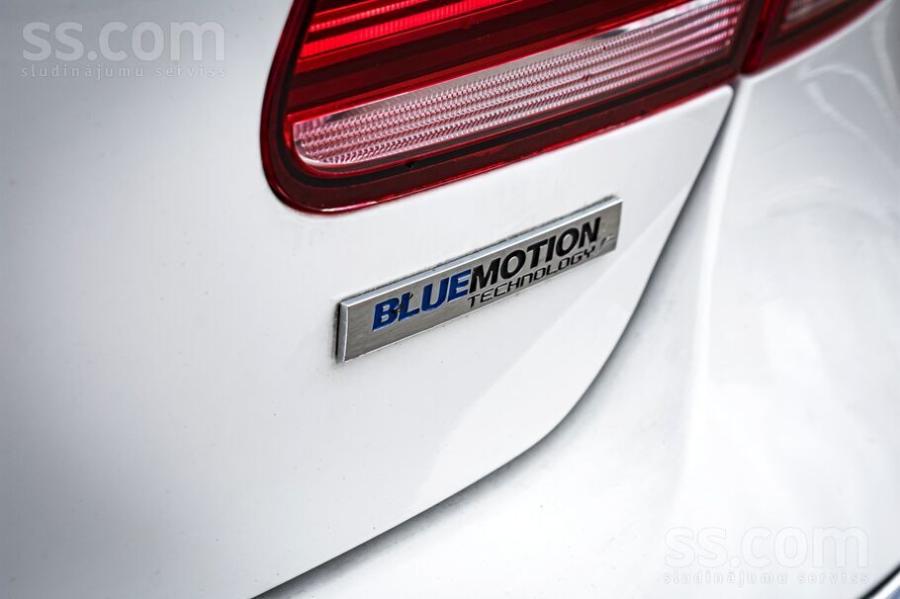Balts Volkswagen CC / Passat CC 2013 Rīga, ar dzinēja tilpumu 2.00 L un nobraukumu 262 tūkst. km par 6990 €, foto 9 vietnē AUTOMOTO.COM.LV