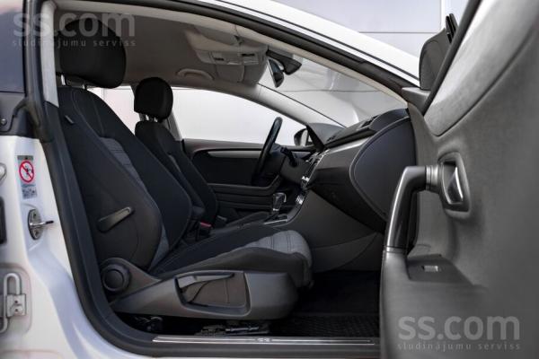 Balts Volkswagen CC / Passat CC 2013 Rīga, ar dzinēja tilpumu 2.00 L un nobraukumu 262 tūkst. km par 6990 €, foto 10 vietnē AUTOMOTO.COM.LV