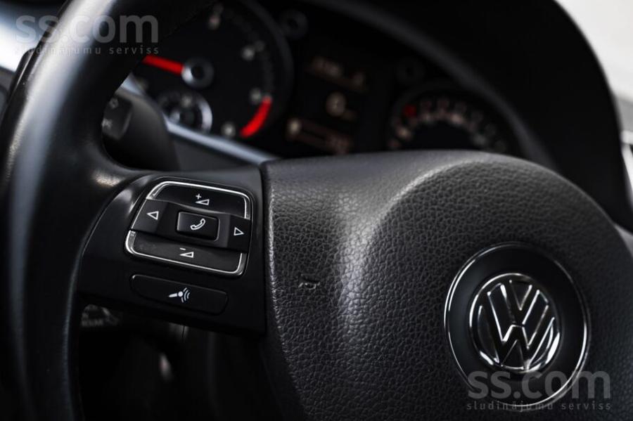 Balts Volkswagen CC / Passat CC 2013 Rīga, ar dzinēja tilpumu 2.00 L un nobraukumu 262 tūkst. km par 6990 €, foto 19 vietnē AUTOMOTO.COM.LV