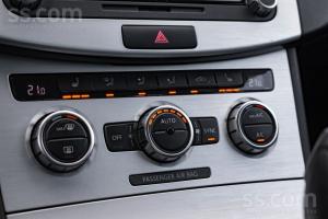 Balts Volkswagen CC / Passat CC 2013 Rīga, ar dzinēja tilpumu 2.00 L un nobraukumu 262 tūkst. km par 6990 €, foto 25 vietnē AUTOMOTO.COM.LV